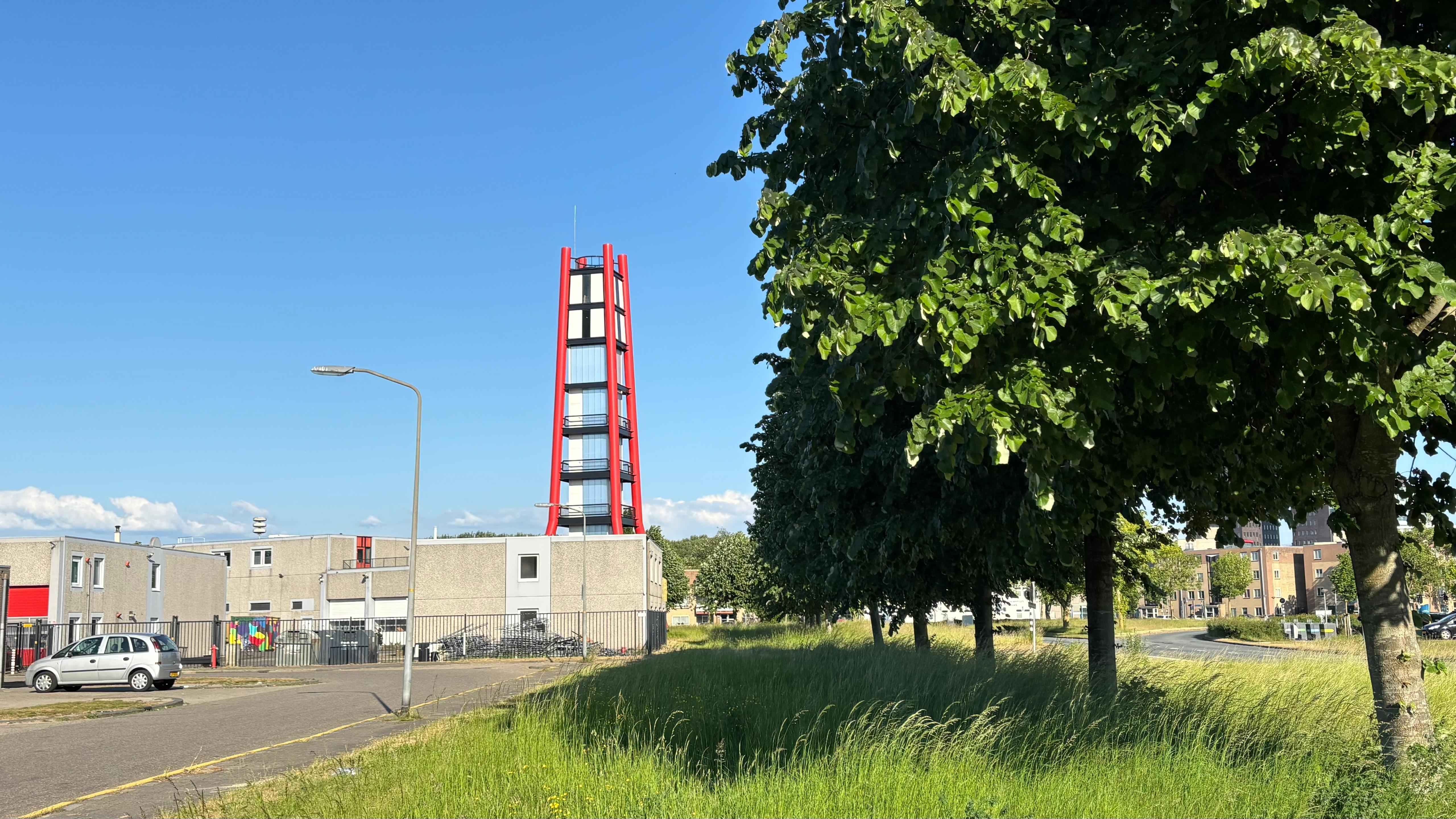 Omroep Flevoland - Nieuws - Monument of misbaksel? Almere buigt zich ...