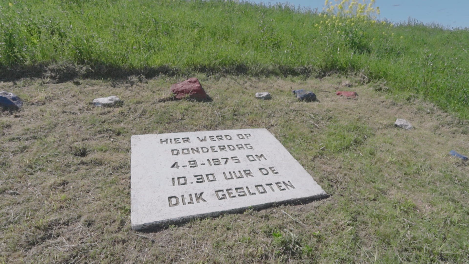 Omroep Flevoland - Nieuws - Dijk die Flevoland met Noord-Holland ...